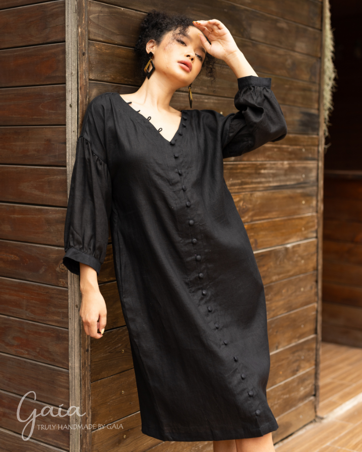 V-neck linen dress RAINA – MadebyGaia